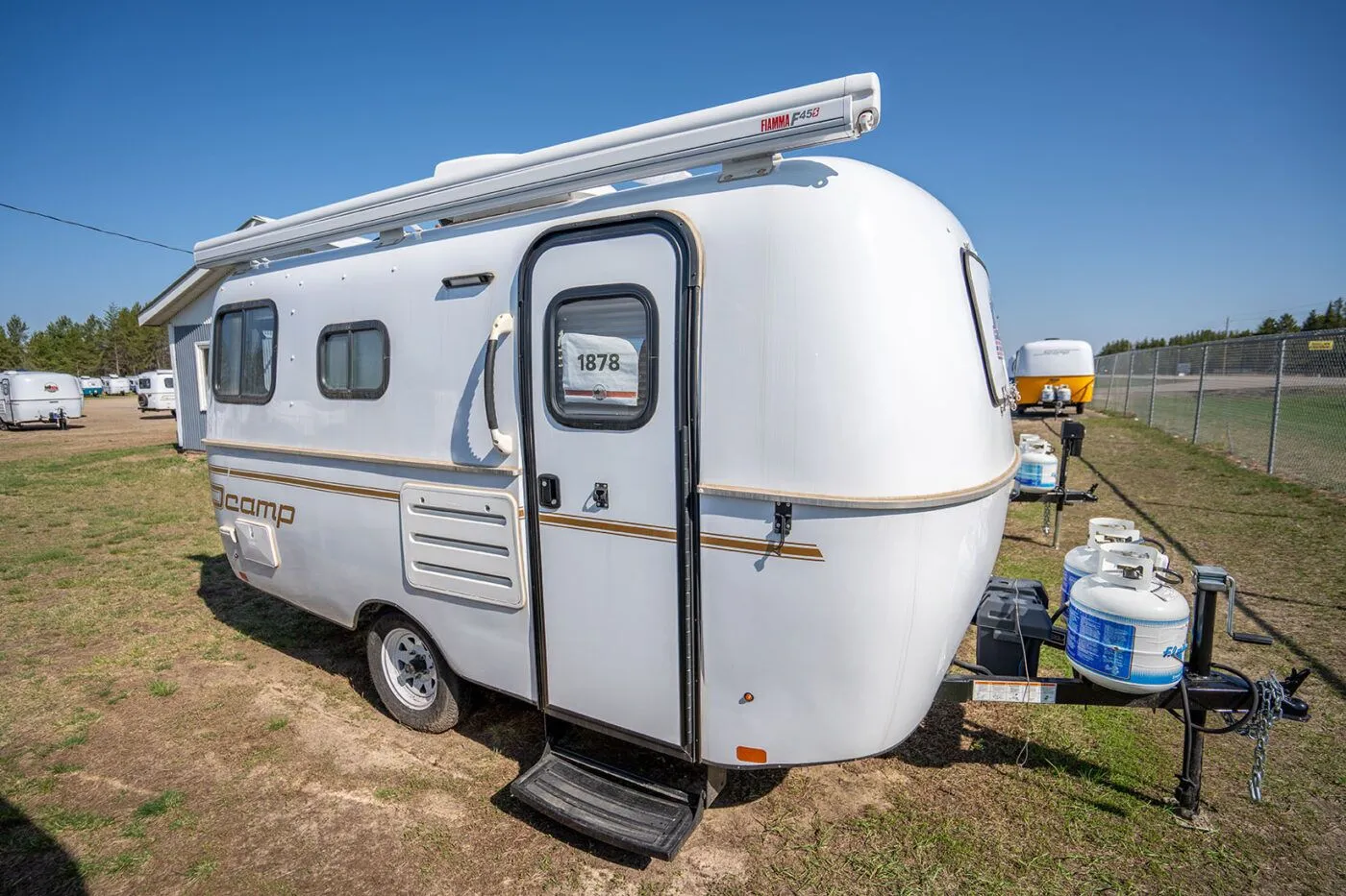 IN-STOCK TRAILERS - Scamp Trailers