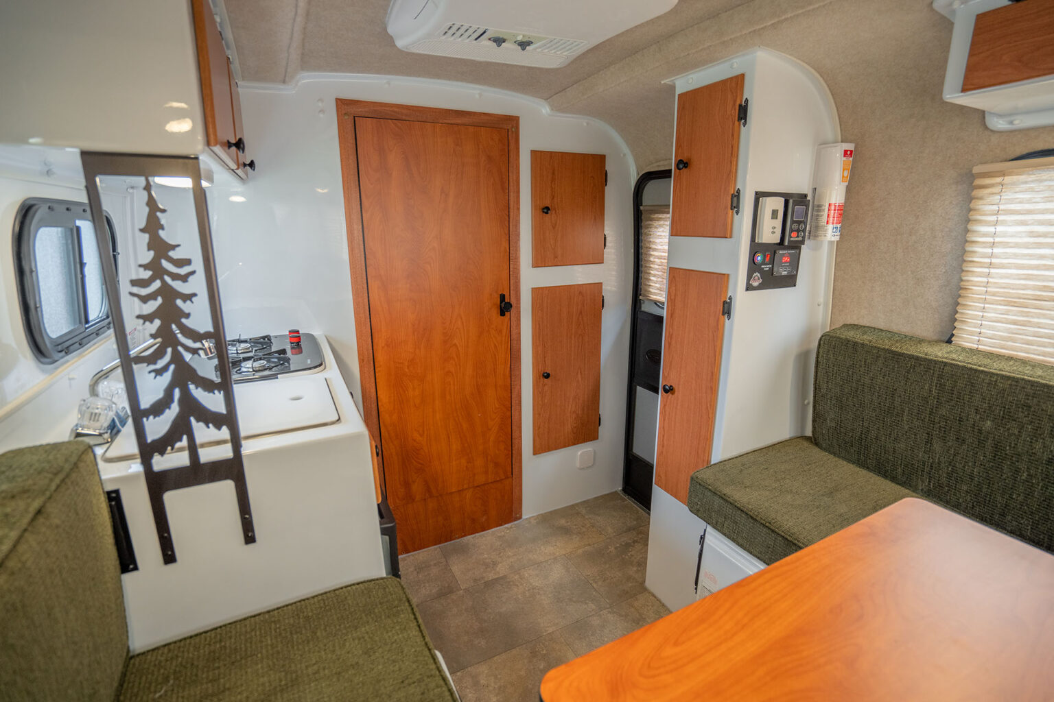 Scamp 13 Fiberglass Lightweight Travel Trailer Camper - Standard Layout ...