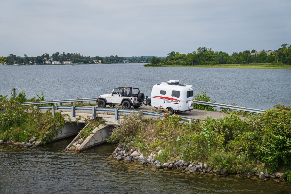 Scamp 13 Fiberglass Lightweight Travel Trailer Camper - Standard Layout ...