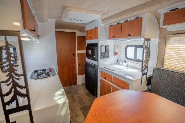 Scamp 16 Fiberglass Lightweight Travel Trailer Camper with Bathroom, AC ...