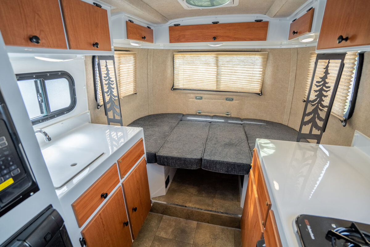 16' Layout 5 - Scamp Trailers