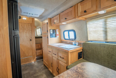 19' Deluxe Layout B - Scamp Trailers