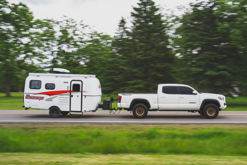 Scamp 16 Fiberglass Lightweight Travel Trailer Camper with Bathroom, AC ...